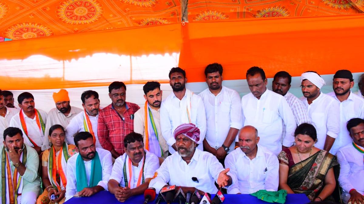 Respond to Dharani grievances than targeting Congress: Bhatti Vikramarka tells KCR - The Hindu